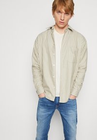 Pepe Jeans CASH - Jeans Straight Leg - denim/blue denim - Zalando.ch