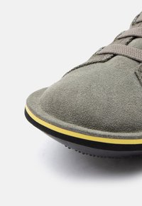 Camper BEETLE - Sporty snøresko - mittelgruen/grøn - Zalando.dk