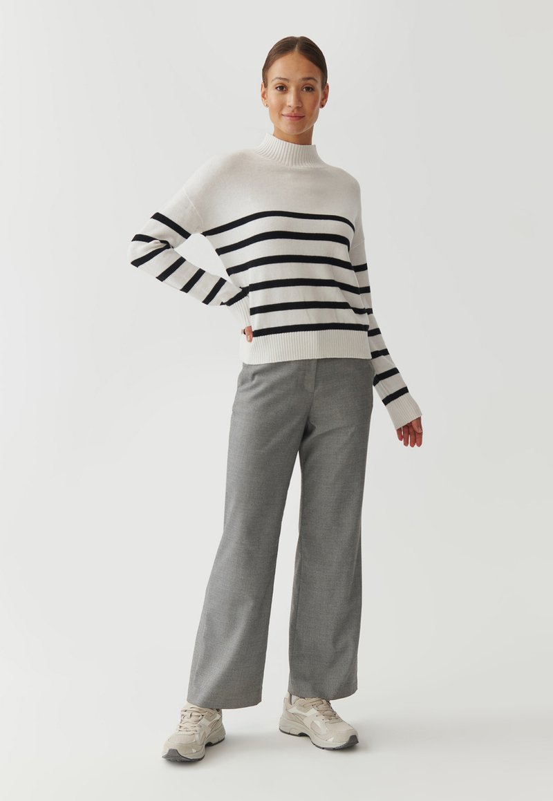 TATUUM PASOLI - Jumper - white - Zalando.de