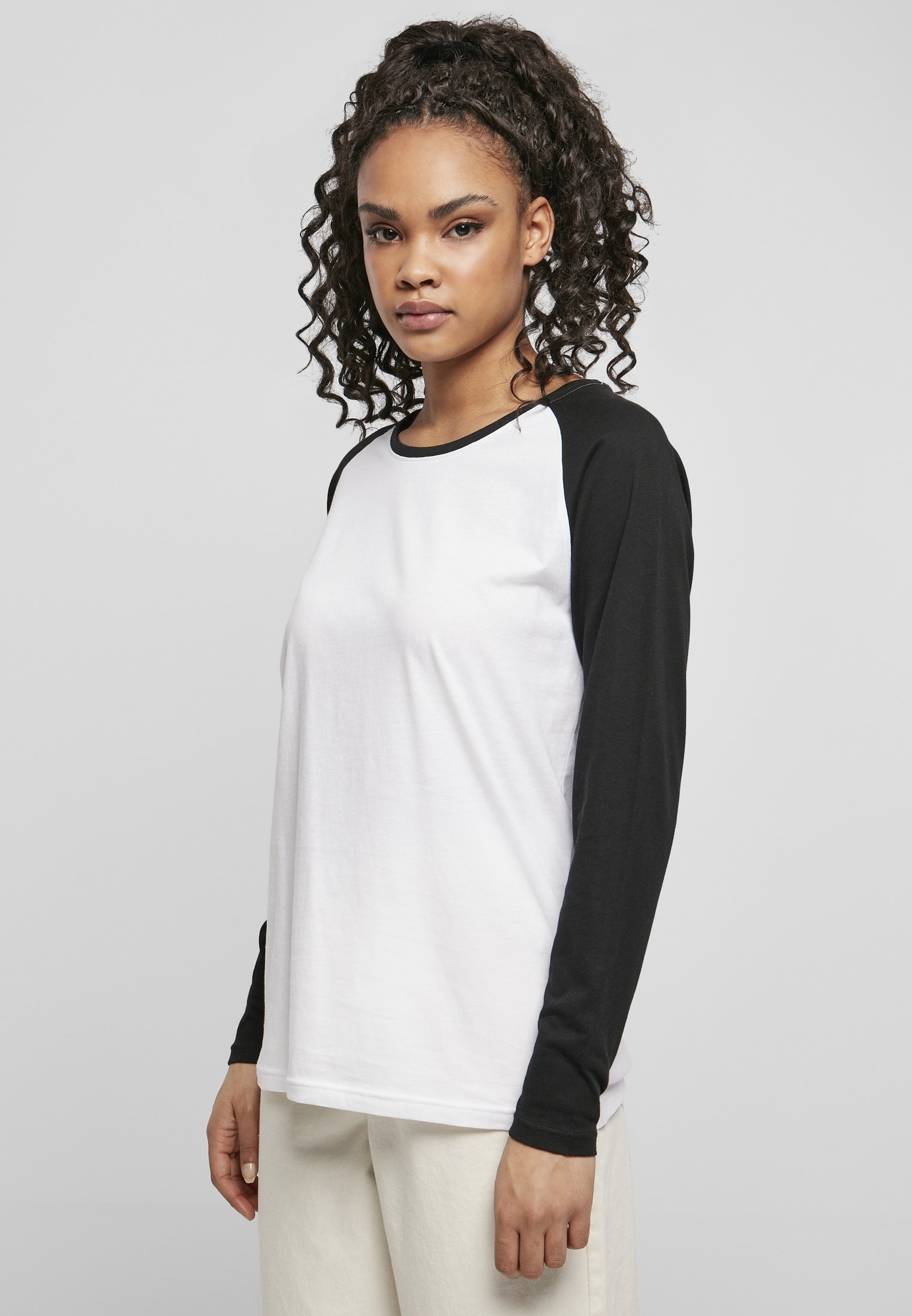 Urban Classics LADIES CONTRAST RAGLAN LONGSLEEVE Long sleeved top white black white Zalando.ie