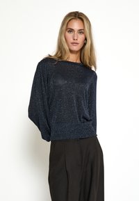 Minus LIV LONG SLEEVE - Vesta - black iris metal/plavo - Zalando.hr