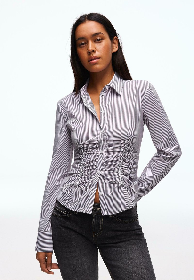 Bershka GATHERED - Button-down blouse - dark brown - Zalando.ie