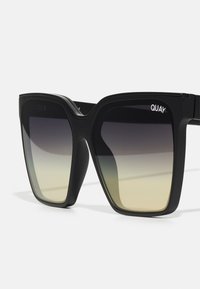 QUAY AUSTRALIA LEVEL UP - Solglasögon - matte black/svart - Zalando.se
