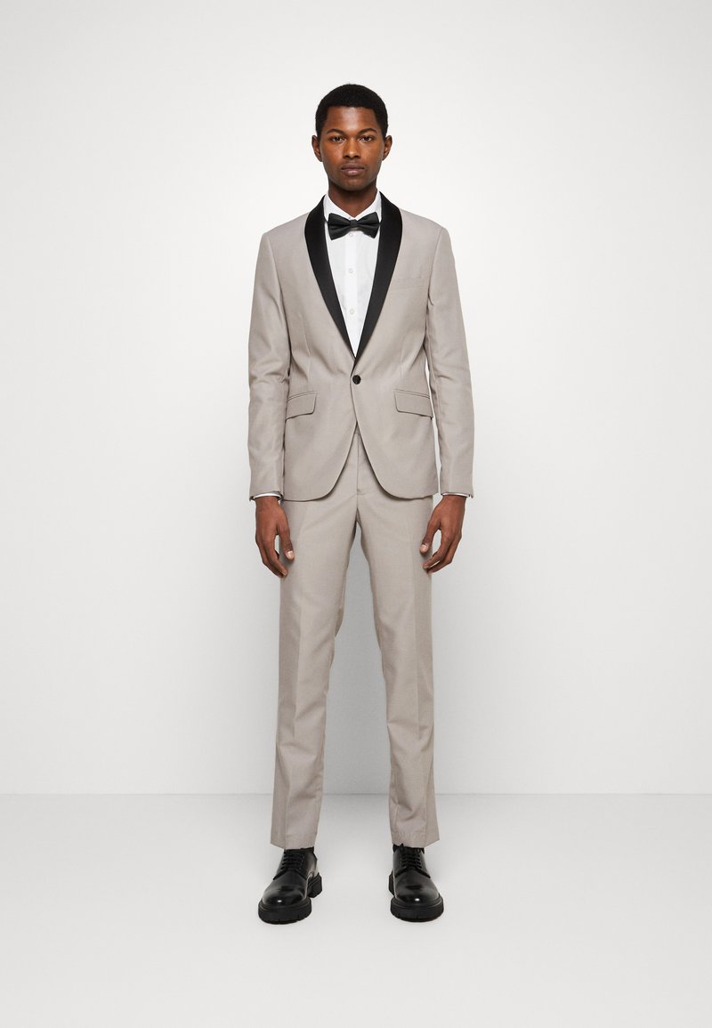 Lindbergh TUXEDO SUIT - Suit - sand - Zalando.de