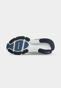 Nike Performance VOMERO UNISEX - Katujuoksukengät - grey fog/dark ...