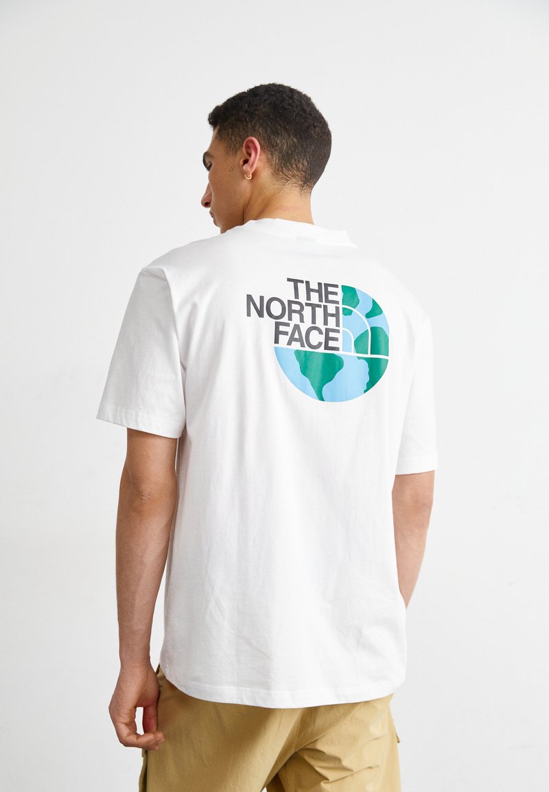 The North Face EARTH DOME TEE OVERSIZED - T-shirt imprimé - white/norse ...