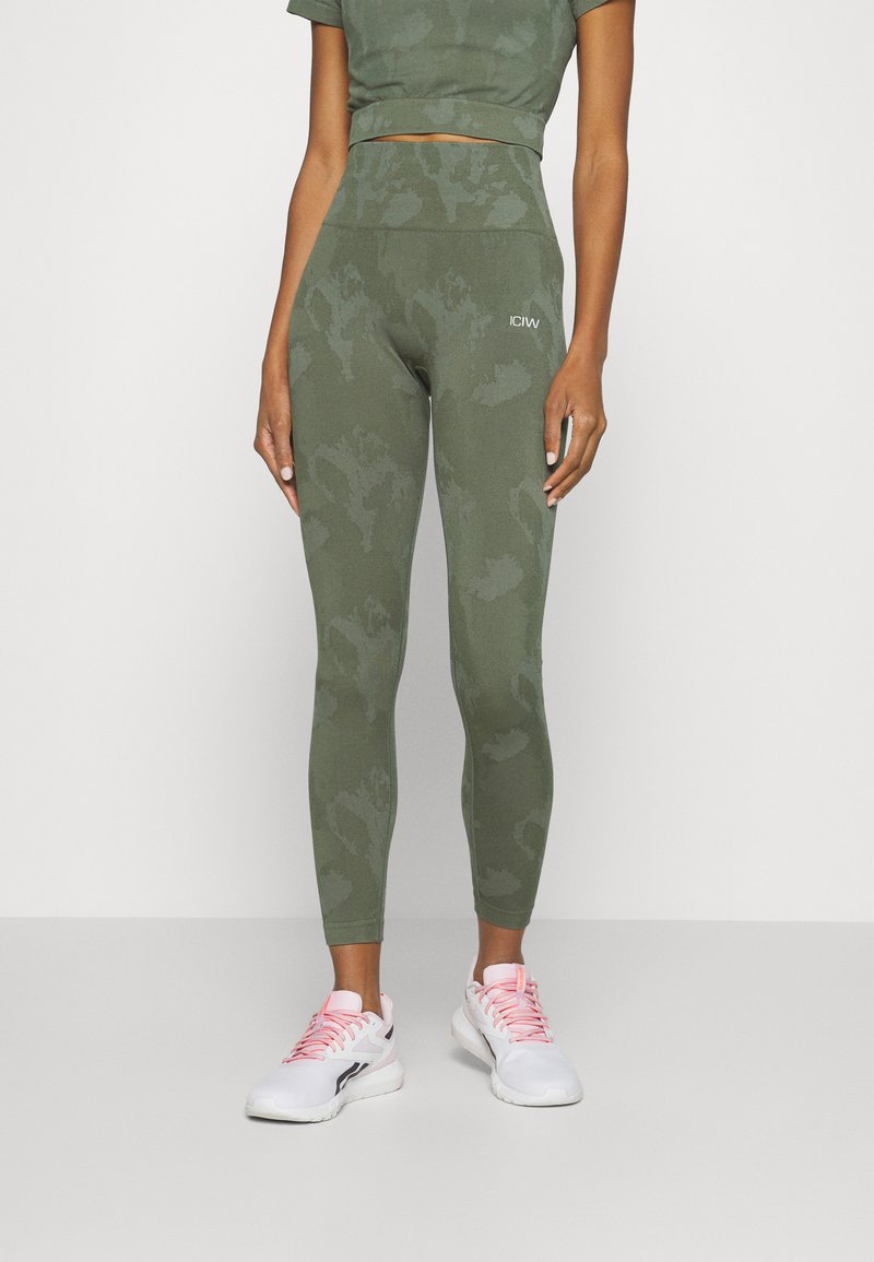 ICANIWILL CAMO SEAMLESS - Medias - green/verde - Zalando.es