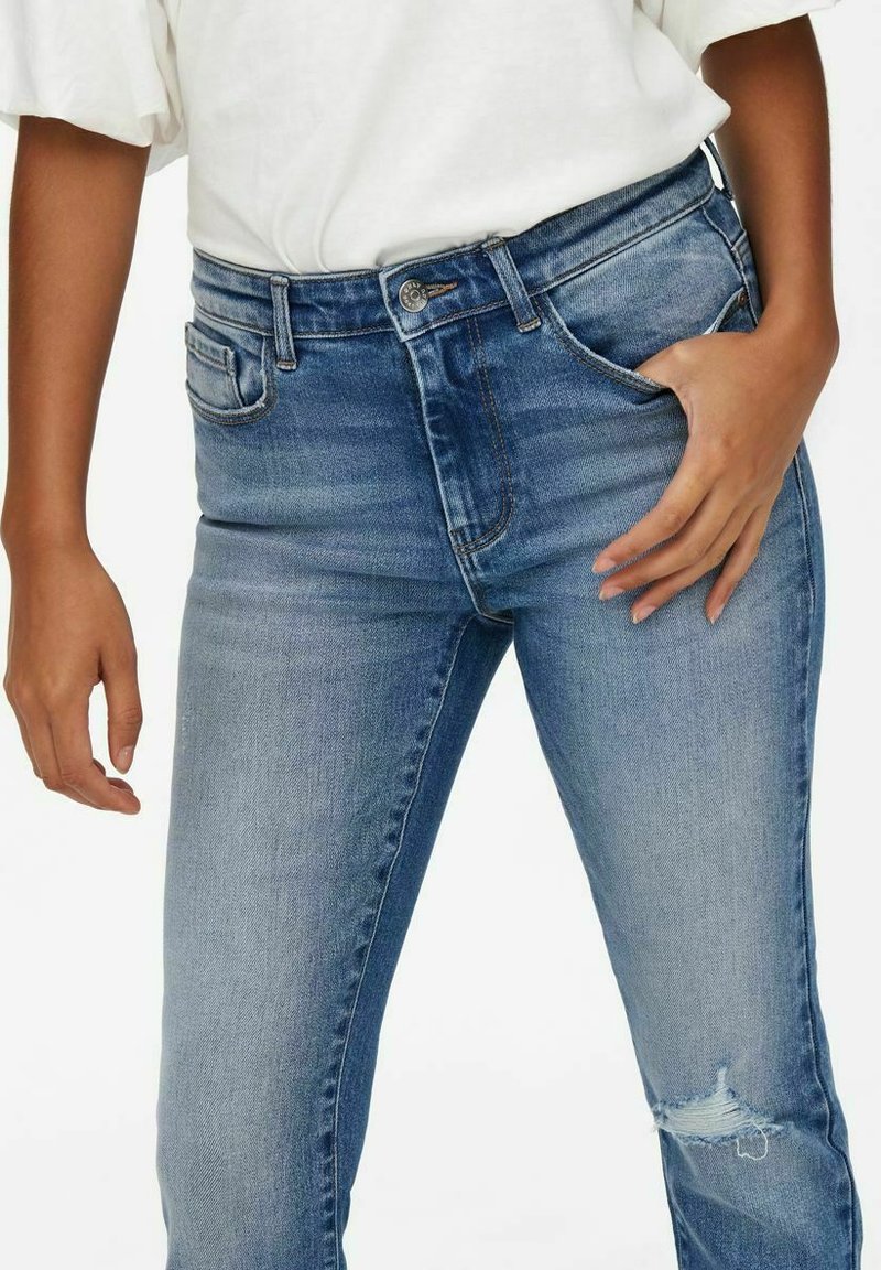 ONLY ONLSUI - Jeans Slim Fit - light blue denim/light-blue denim ...