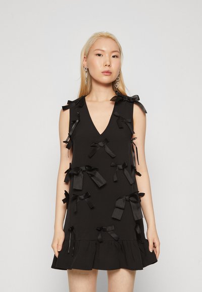 Tøj, sko & accessories online | Zalando