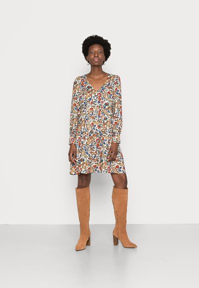 Chaussures et vêtements femme | Zalando promos