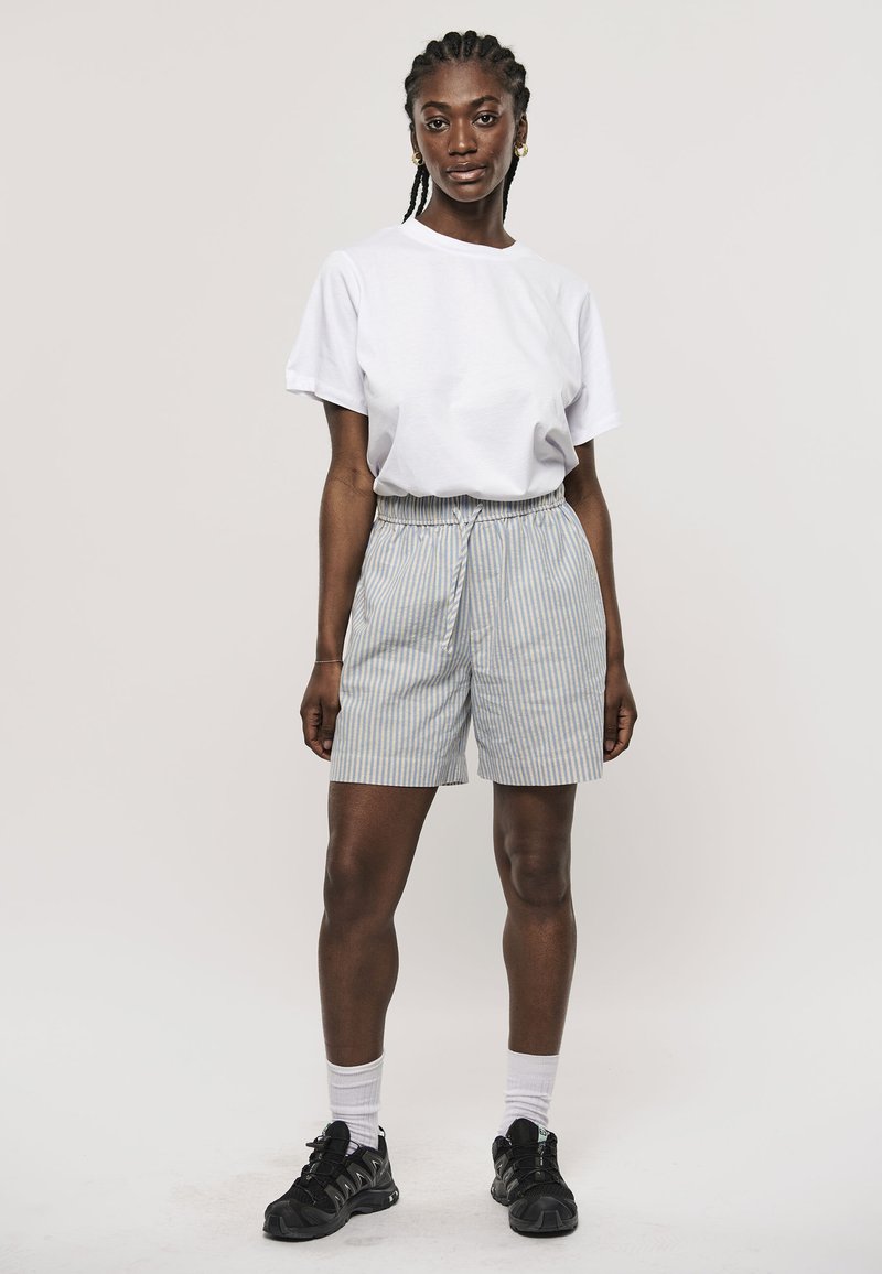 mbyM MERIS - Shorts - blue sugar stripe/hellblau - Zalando.de