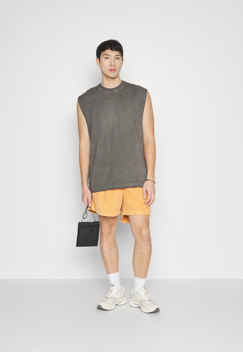 Reebok Classic BASKETBALL BI DYE TANK - Top - black/nero - Zalando.it