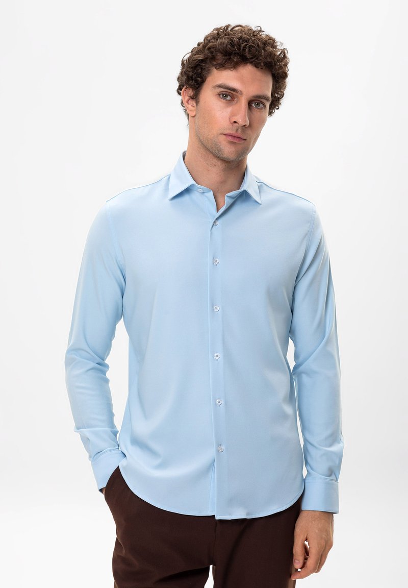 Antioch SLIM FIT - Formal shirt - baby blue/light blue - Zalando