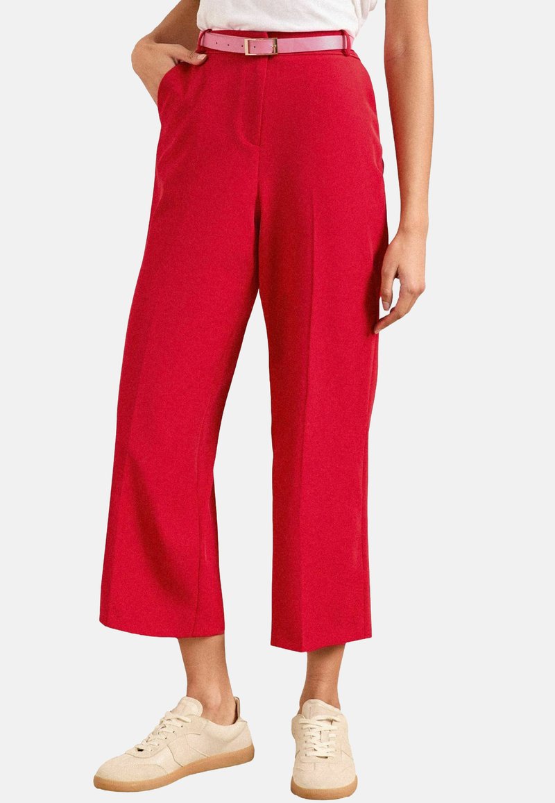 Love & Roses CROPPED PLEAT FRONT EVE TAILORED - Tygbyxor - red/röd ...