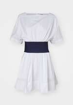 STAUD MINI AMY DRESS - Vestido informal - white/navy/blanco - Zalando.es