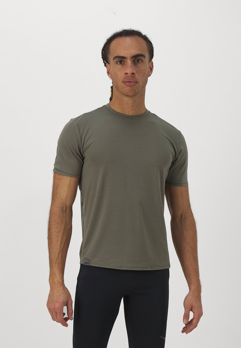 HOKA HOKA ESSENTIAL TEE - T-Shirt basic - slate/grün - Zalando.at