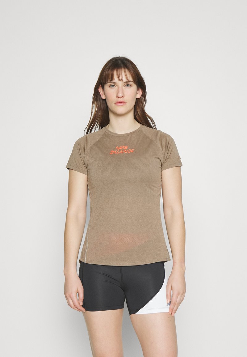 New Balance PRINTED IMPACT RUN SHORT SLEEVE - Sport T-Shirt - mushroom ...