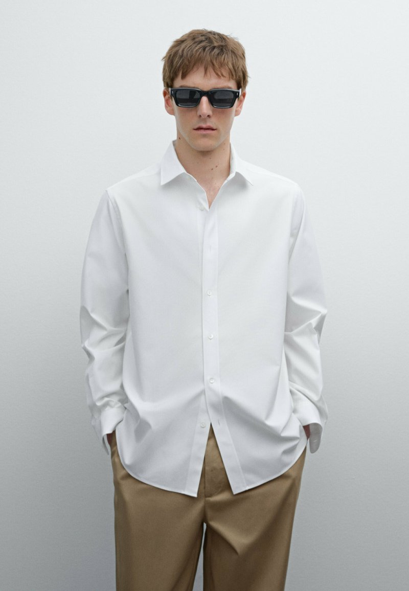Massimo Dutti REGULAR-FIT - Shirt - white - Zalando