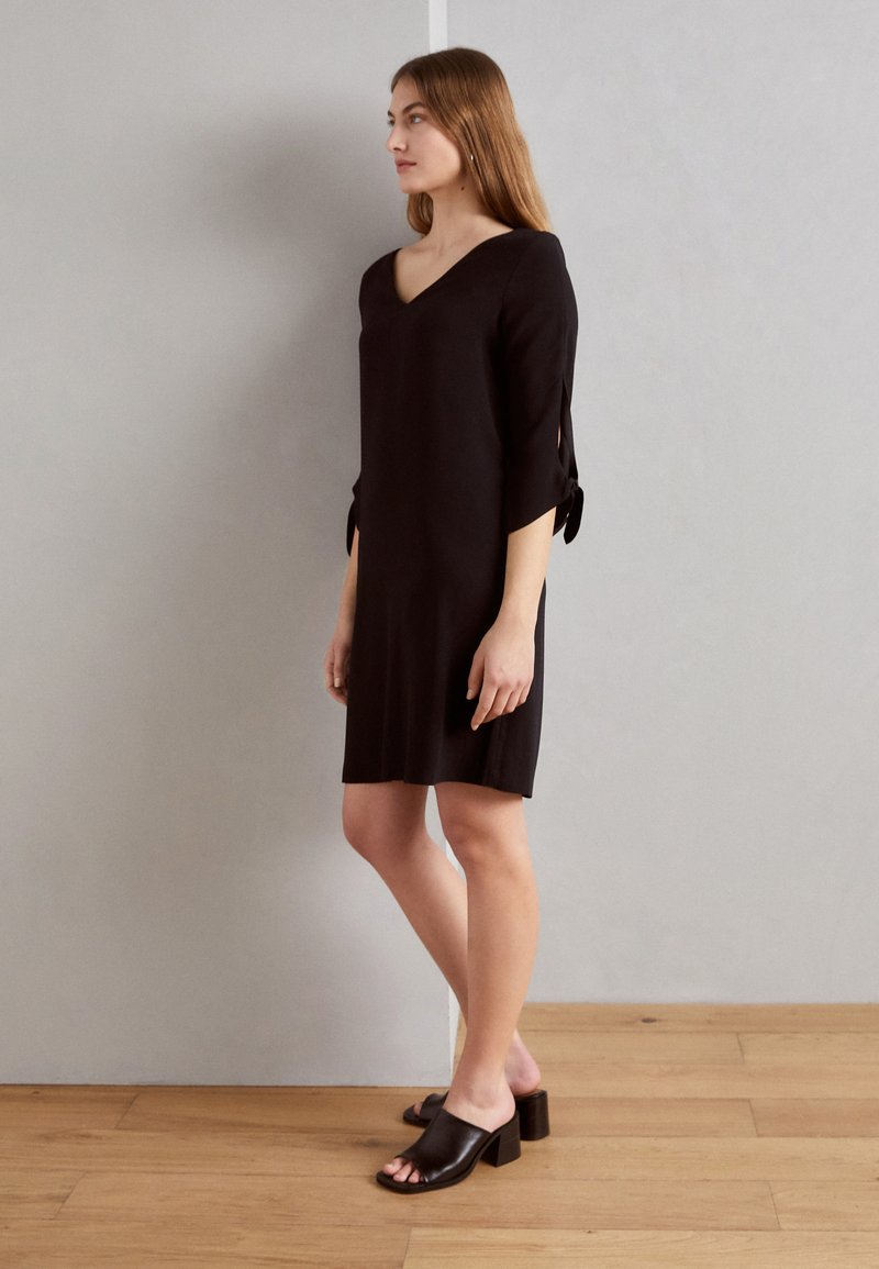 Esprit DRESS MATT - Jurk - black/zwart - Zalando.be