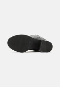 Pavement NABITA - Platform-saappaat - black/musta - Zalando.fi