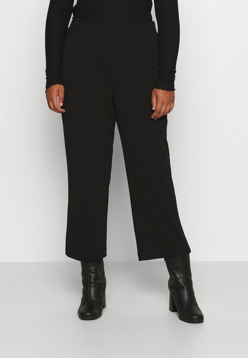 Vero Moda Curve VMCSARA STRAIGHT PANTS - Stoffhose - black/schwarz ...