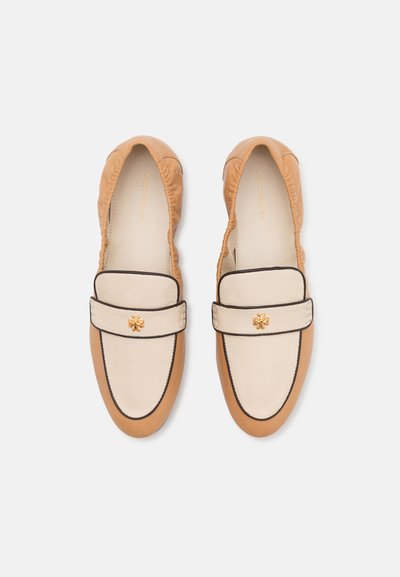 Tory Burch BALLET LOAFER - Slipper - cream/ginger moose/coco/offwhite ...