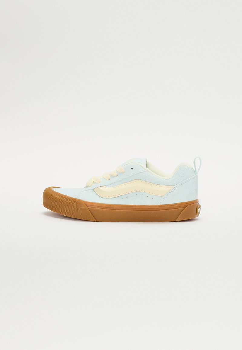 Vans KNU SKOOL UNISEX - Skate shoes - gum spa blue/light blue - Zalando ...