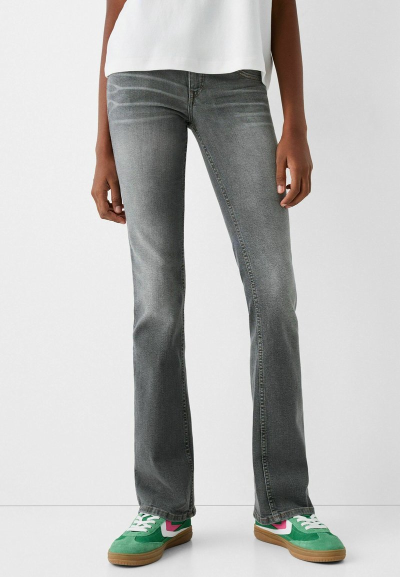 Bershka Bootcut-farkut - mottled dark grey/tummanharmaa, meleerattu ...