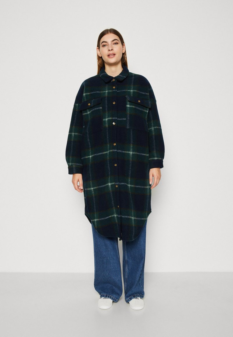 Noisy May Curve NMJONAS LONG SHACKET CURVE - Klassisk kappa / rock ...