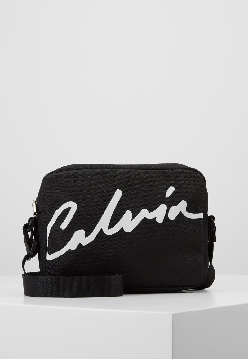 Calvin Klein Jeans Skuldertasker - black/sort - (Pre-owned) - Zalando.dk