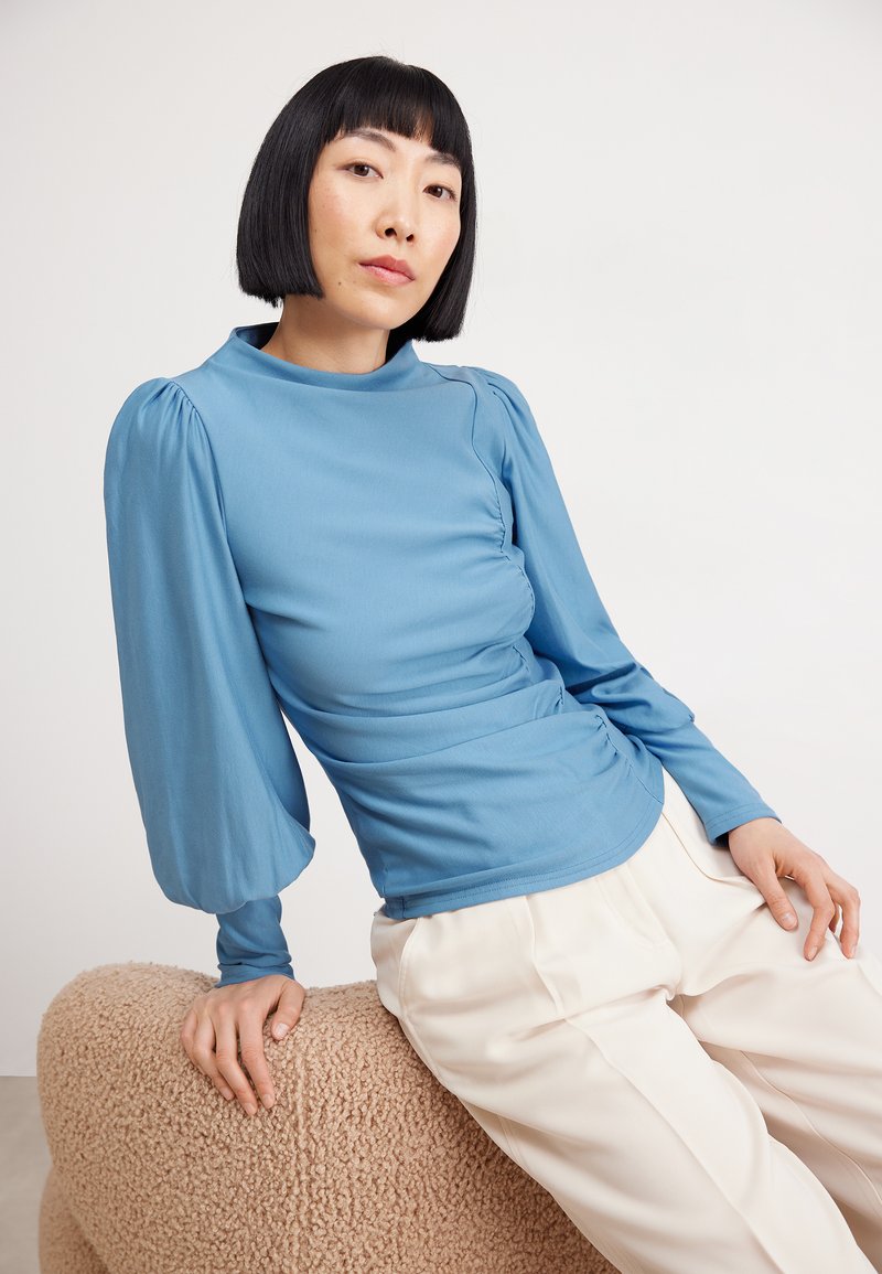 Gestuz RIFA PUFF BLOUSE - Langærmet T-shirt - blue heaven/blå - Zalando.dk