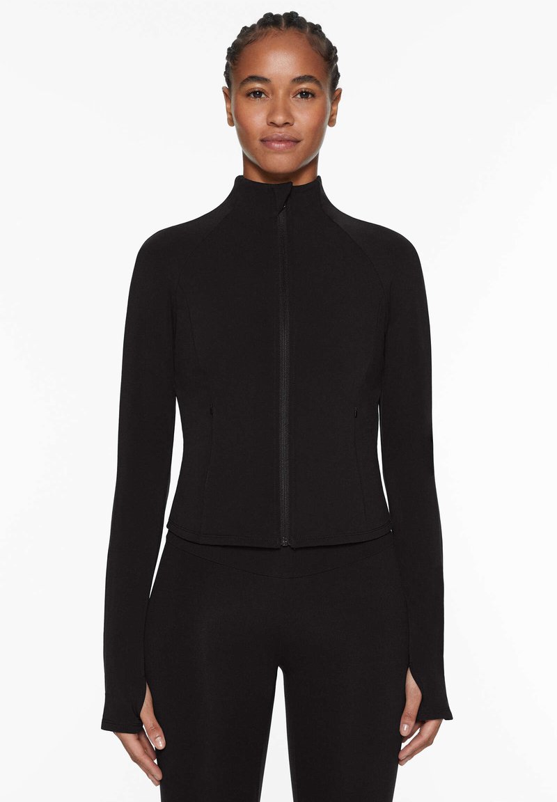 Oysho Light And Warm Short Running Training Jacket Black Zalando