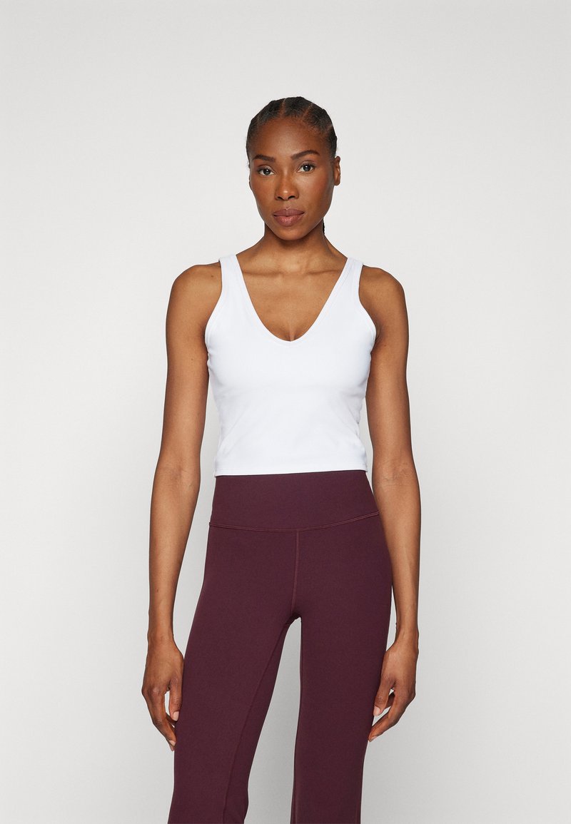 GAP STUDIO RIB DOUBLE BRAMI - Medium support sports bra - optic white ...