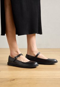 Clarks Originals DESERT JANE - Baleriny z zapięciem/czarny - Zalando.pl