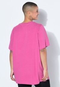 Studio Untold LONGLINE 794475 - Basic T-shirt - berry/pink - Zalando