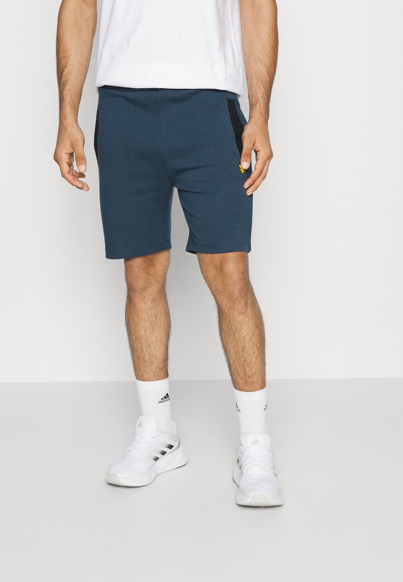 Lyle & Scott POCKET BRANDED SHORTS - Short de sport - light navy/bleu ...