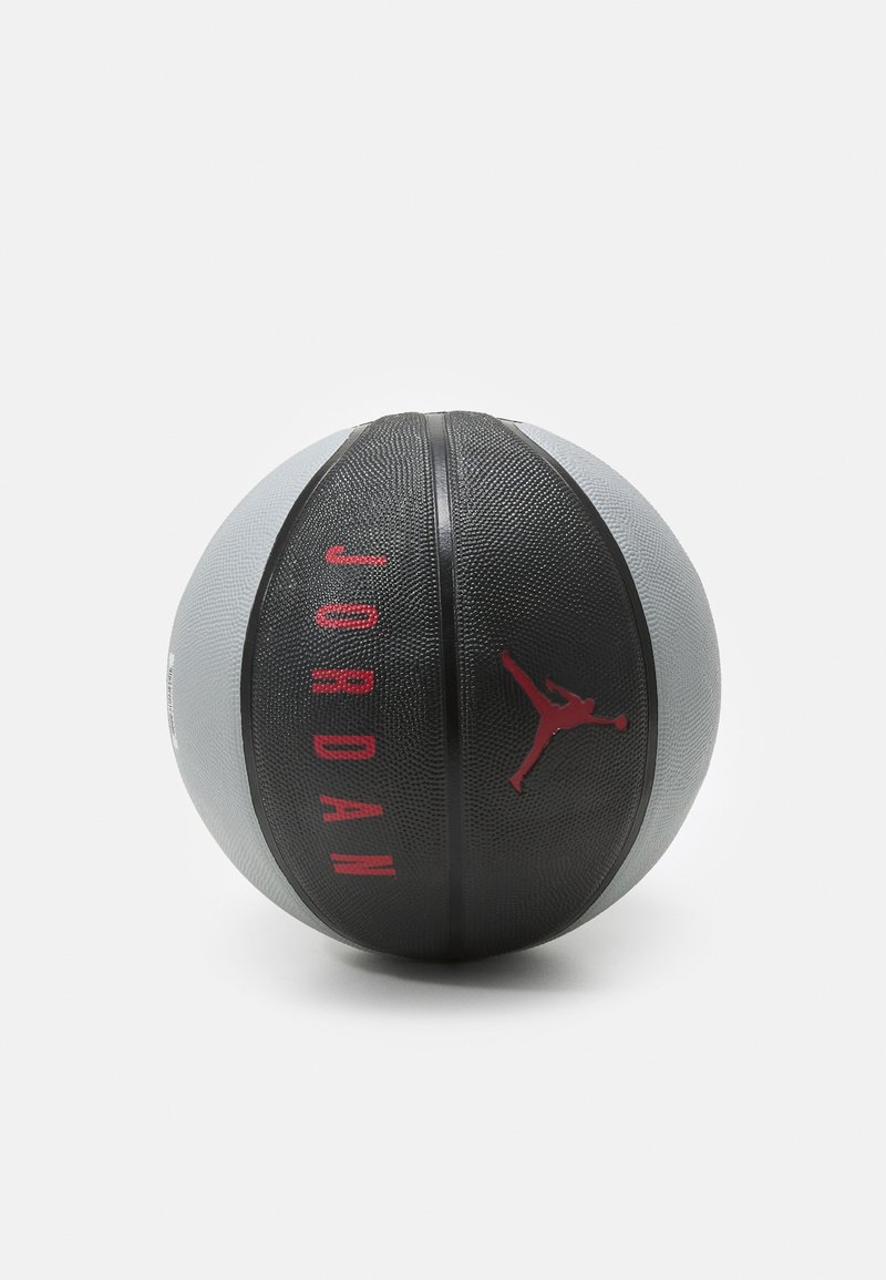 Jordan PLAYGROUND SIZE 7 UNISEX - Bollar - black/wolf grey/gym red ...
