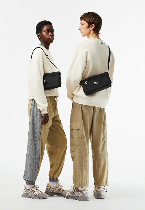 Lacoste REPORTER - Umhängetasche - farine/sinople/offwhite - Zalando.ch