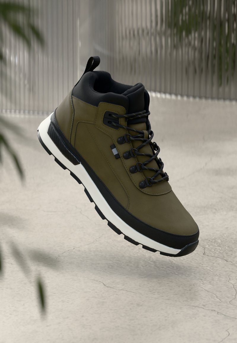 Pier One Sneakers high - olive/oliven - Zalando.dk