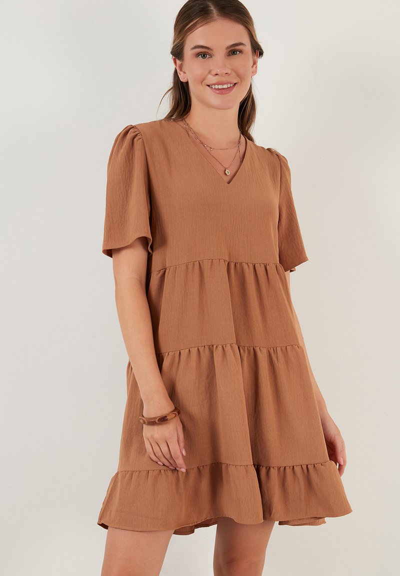 LELA LOOSE FIT - Robe de jour - light brown/marron clair - ZALANDO.FR