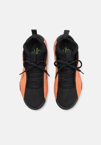 adidas Performance HARDEN VOLUME 8 - Indoorskor - hazy copper/core ...
