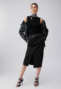 LIU JO MIDI WITH STUDS - A-snit nederdel - black/sort - Zalando.dk