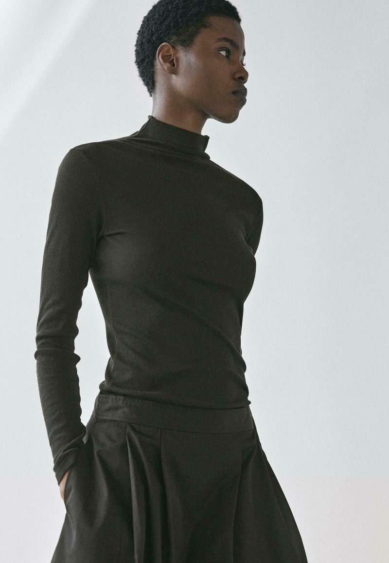 Massimo Dutti Langærmet T-shirt - metallic black/sortmetal - Zalando.dk