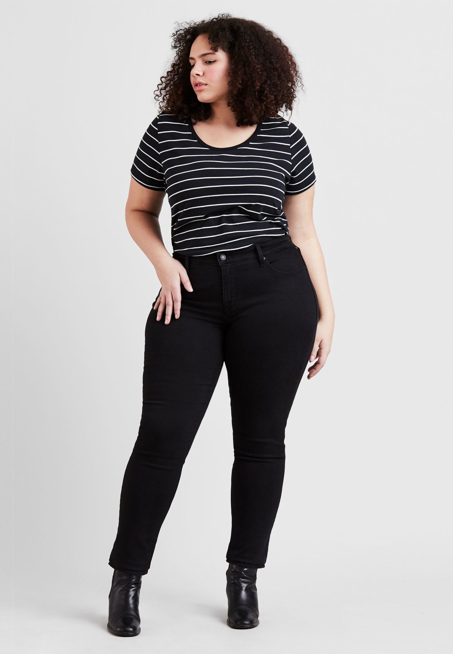 Levi s Plus 311 SHAPING SKINNY Jeans Skinny Fit soft black black denim Zalando