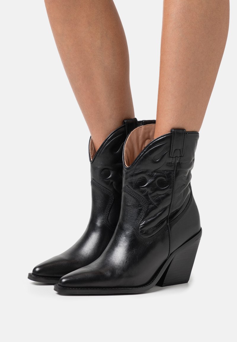 Bronx Cowboy/biker ankle boot - black - Zalando.de