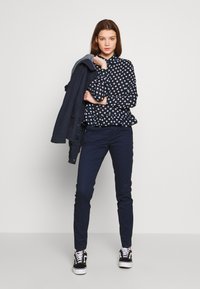 ONLY PARIS NOOS - Chino - navy blazer/dunkelblau - Zalando.ch