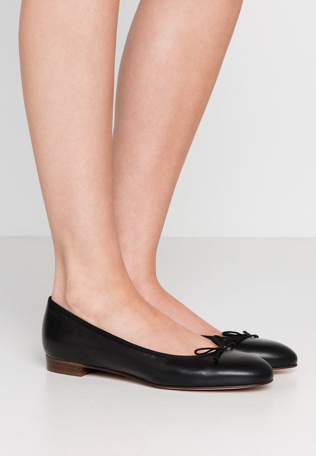 Ballerines de créateurs femme | Tous les articles chez Zalando