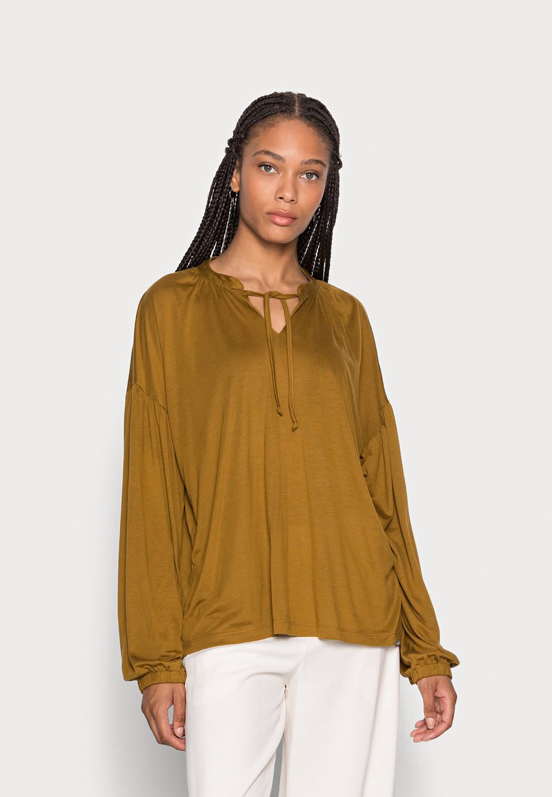 mine to five TOM TAILOR Topper langermet - green clay/brun - Zalando.no