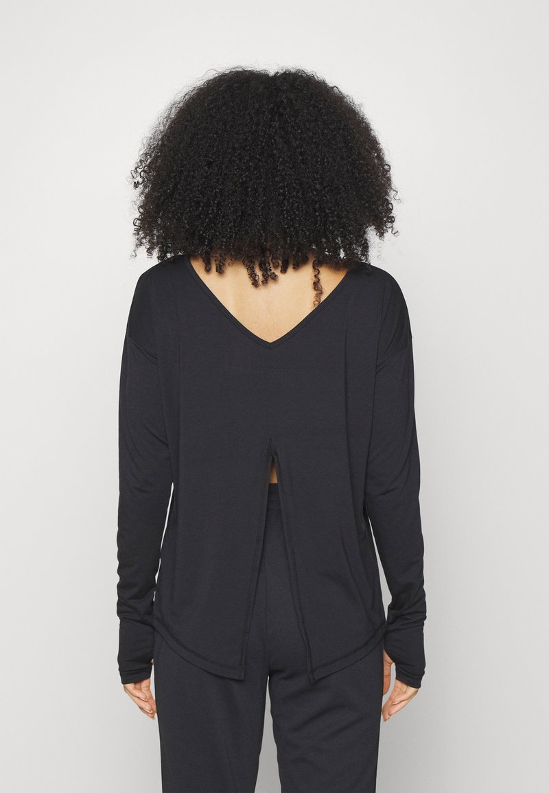 Champion C SPORT YOGA CREWNECK - Bluză cu mânecă lungă - black/negru ...