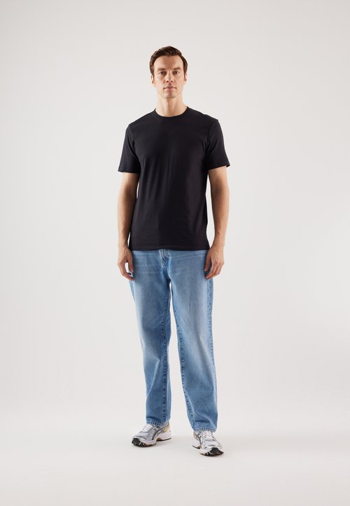 Pier One 3 PACK - T-shirts basic - black/sort - Zalando.dk